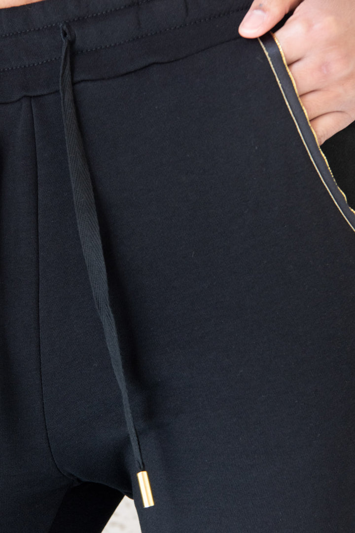 Songa - clothes that move with you so you can be present in this life ...